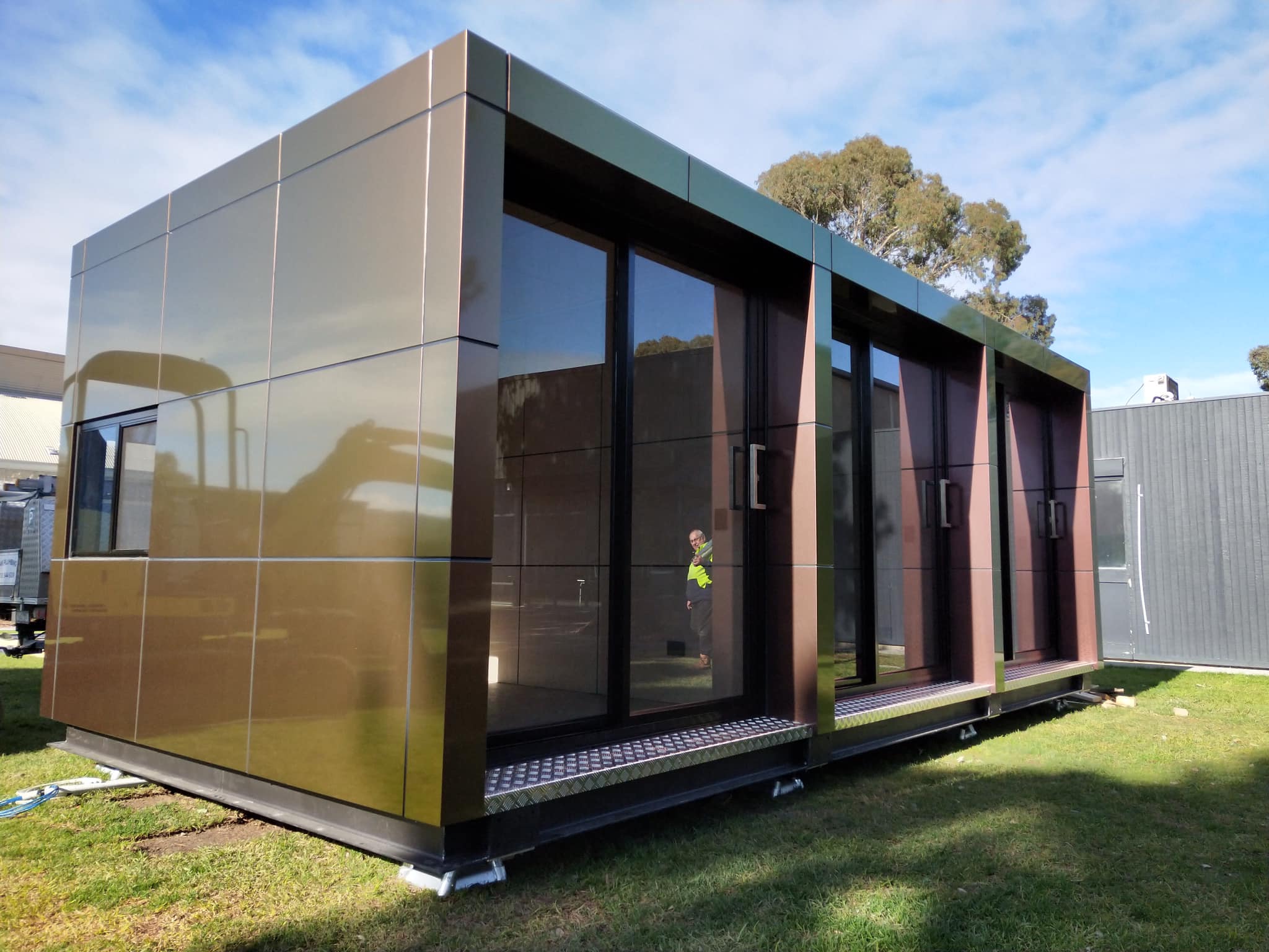 S250 4P - Surefoot WA